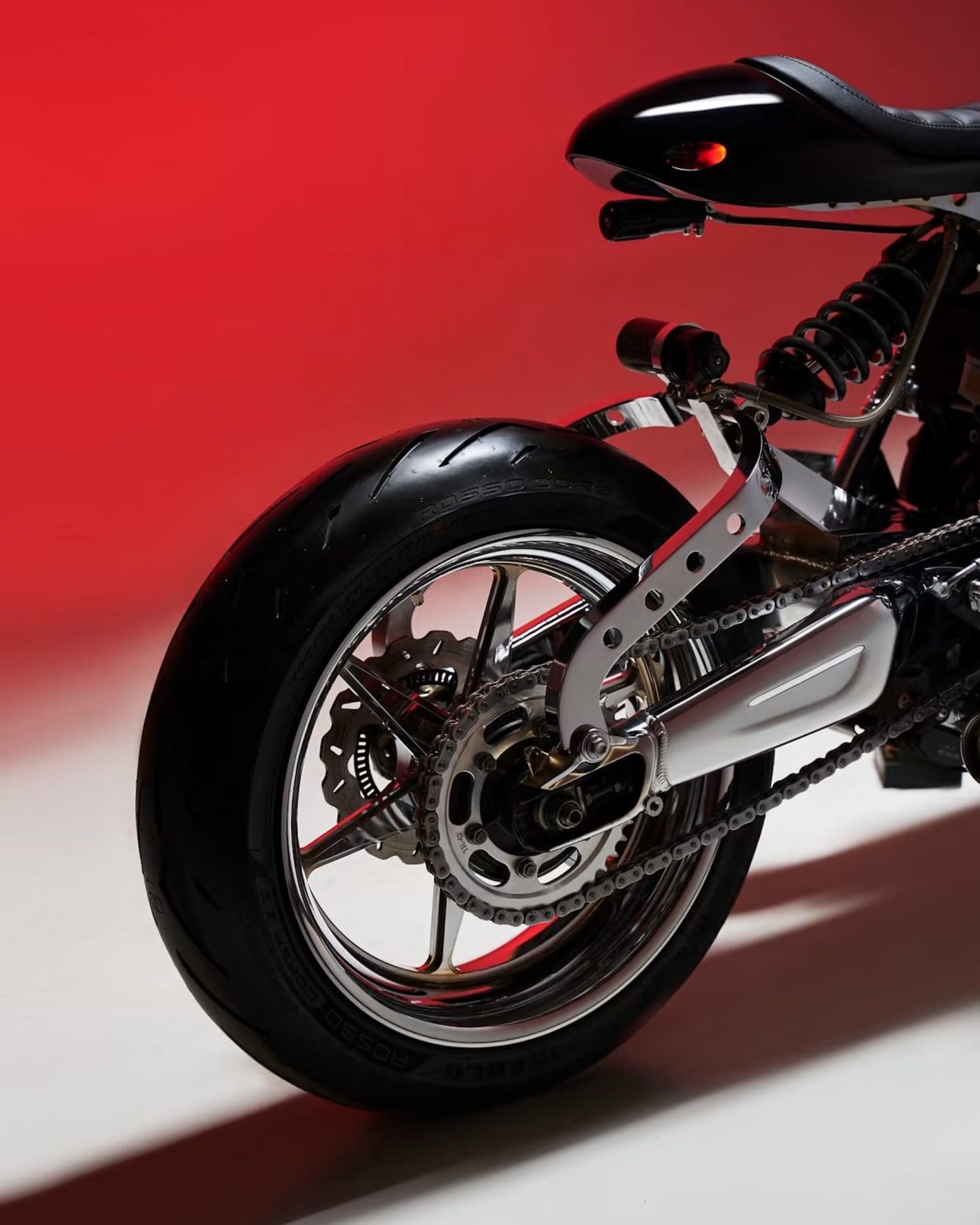 Custom Eye Candy: Tamarit and the “Missile” - webBikeWorld