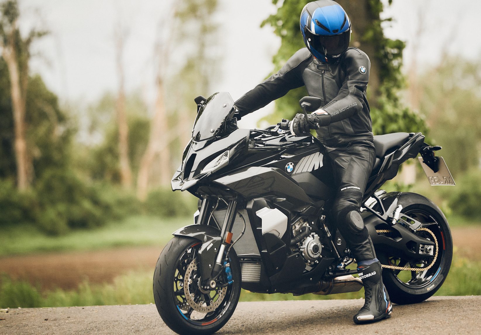 BMW Reveals Stunning M 1000 XR Prototype - webBikeWorld