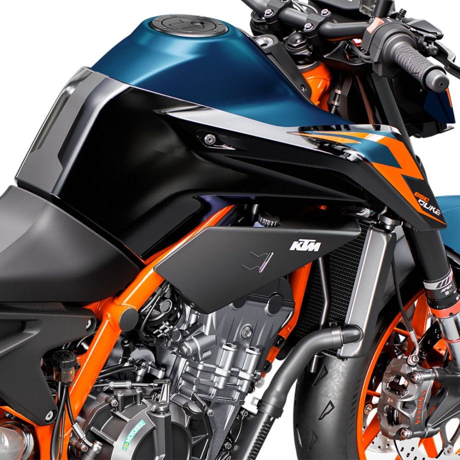 2023 KTM 890 Duke R [Specs, Features, Photos]
