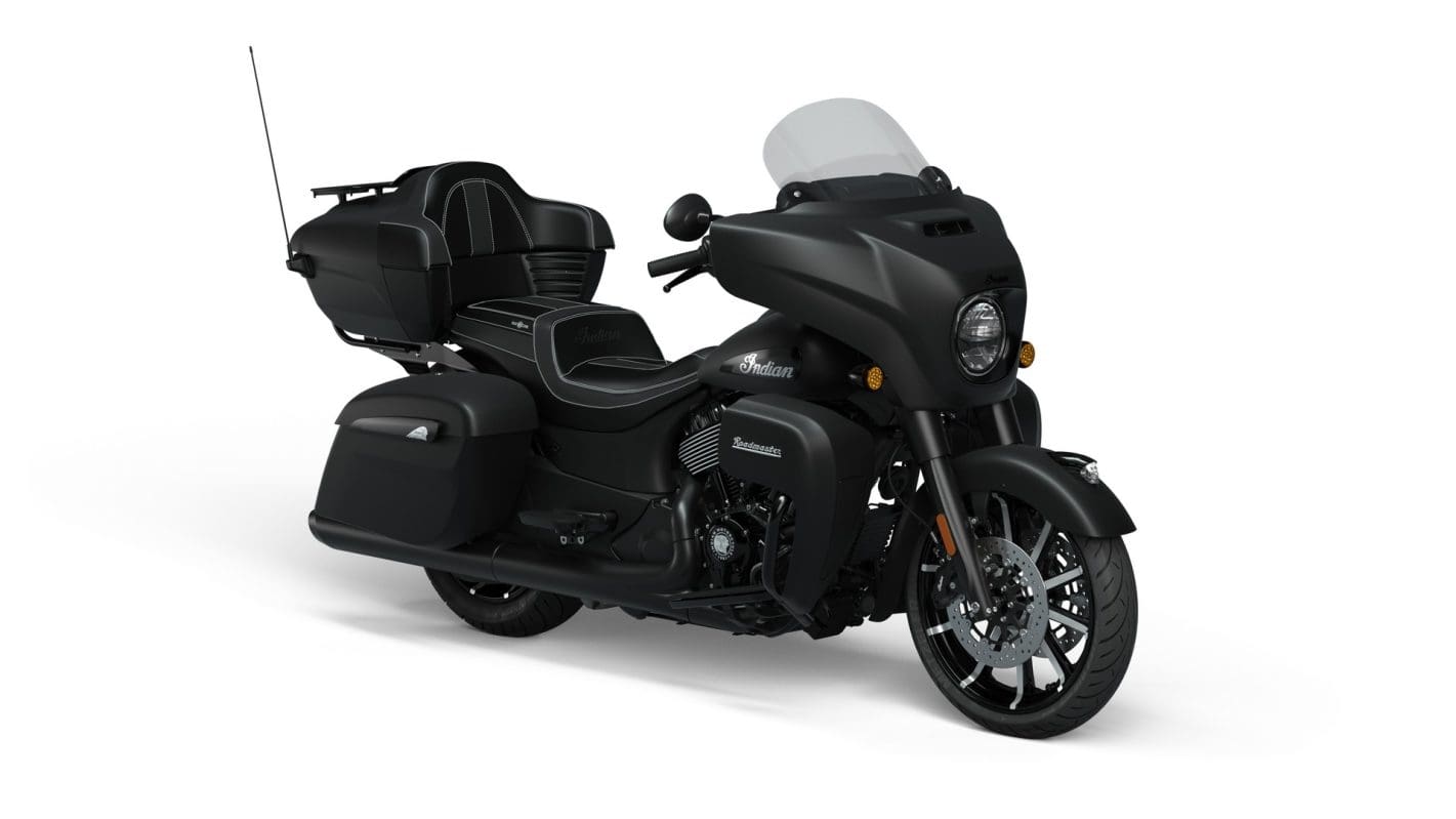 2023 Indian Roadmaster Dark Horse [Specs, Features, Photos]