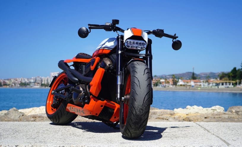 Custom Eye Candy: Lord Drake Kustoms’ “Sportster S 240 Draker ...