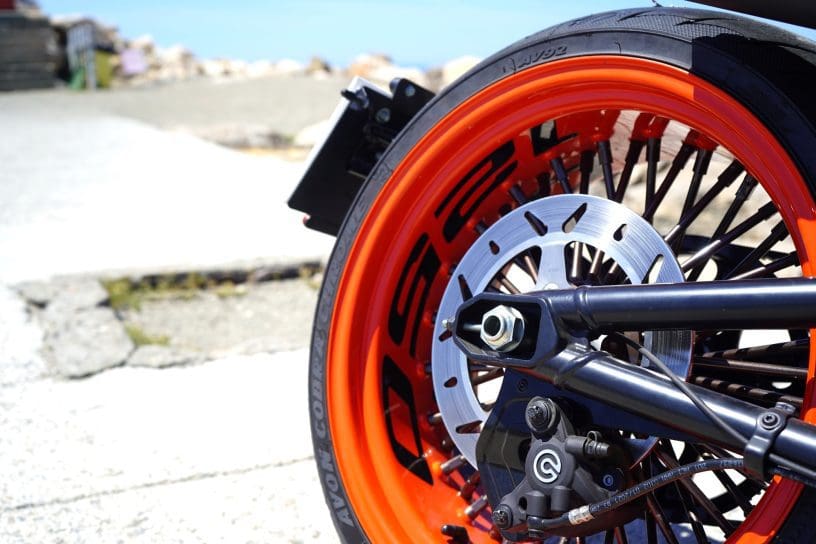 Custom Eye Candy: Lord Drake Kustoms’ “Sportster S 240 Draker ...