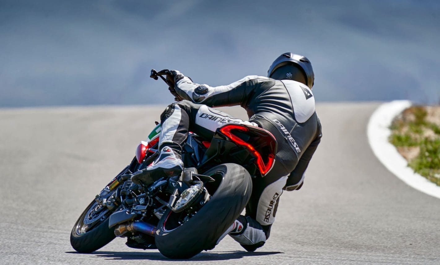 2023 MV Agusta Dragster RC SCS [Specs, Features, Photos]