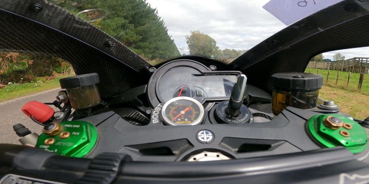 Kawasaki H2R High Speed Run - webBikeWorld