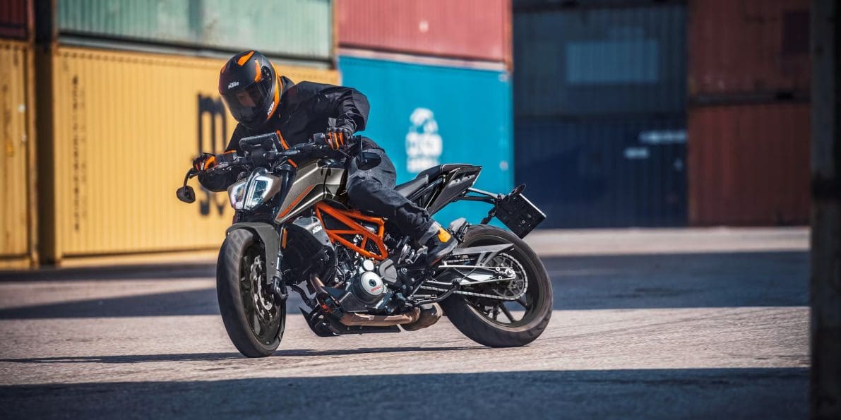 The Best Motorcycles For Daily Commuting [2024 Edition] - webBikeWorld