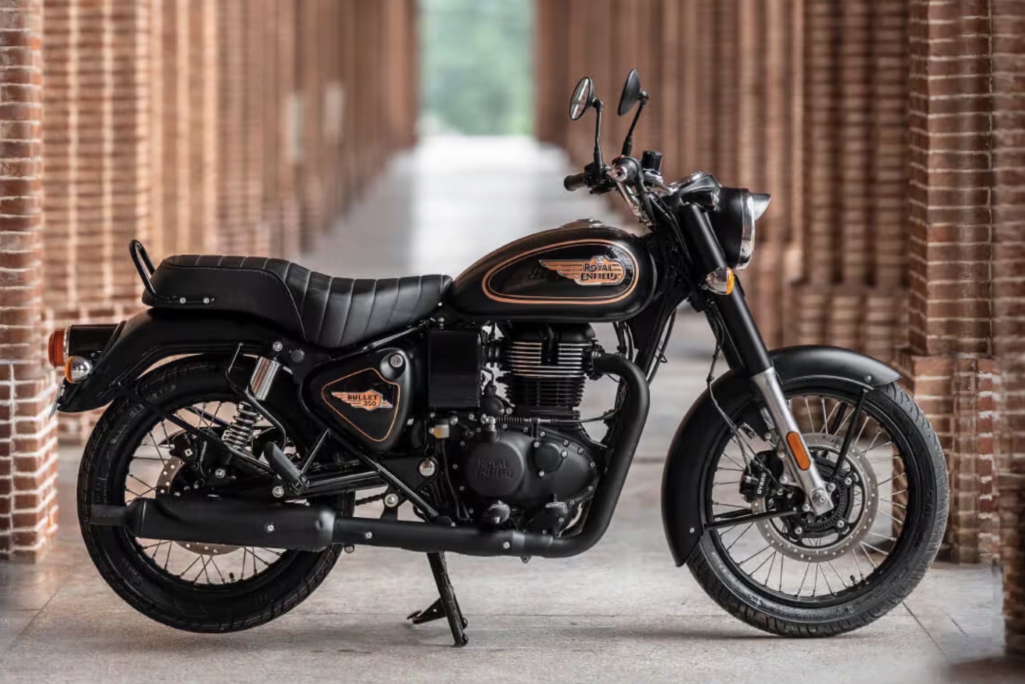 Royal Enfield Shows Off New Bullet 350 WebBikeWorld Royal Enfield Shows Off New Bullet 350 WebBikeWorld