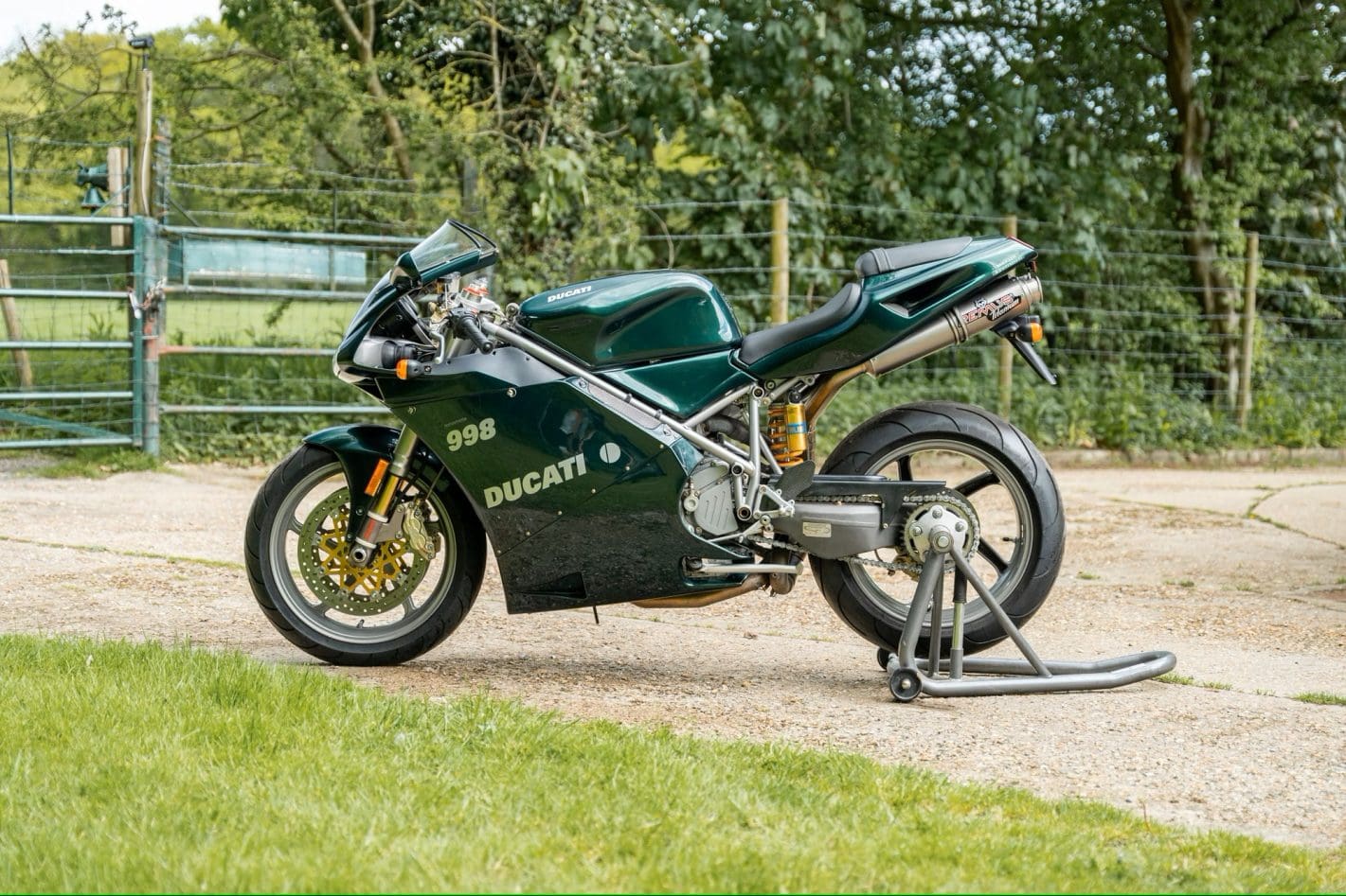 Bike Of The Day: 2004 Ducati 998 'Matrix' - webBikeWorld