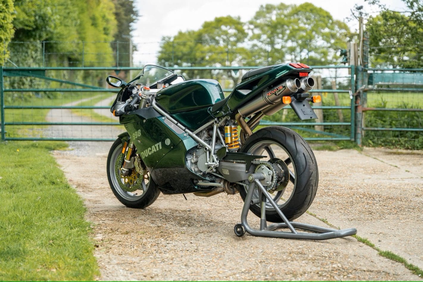 Bike Of The Day: 2004 Ducati 998 'Matrix' - webBikeWorld