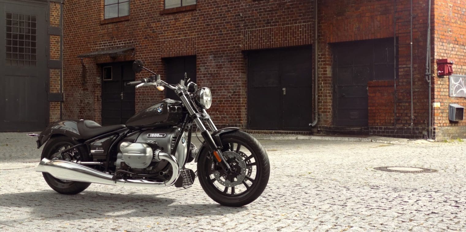 Fast Filings: BMW Submits Photo of Incubating R 12 - webBikeWorld