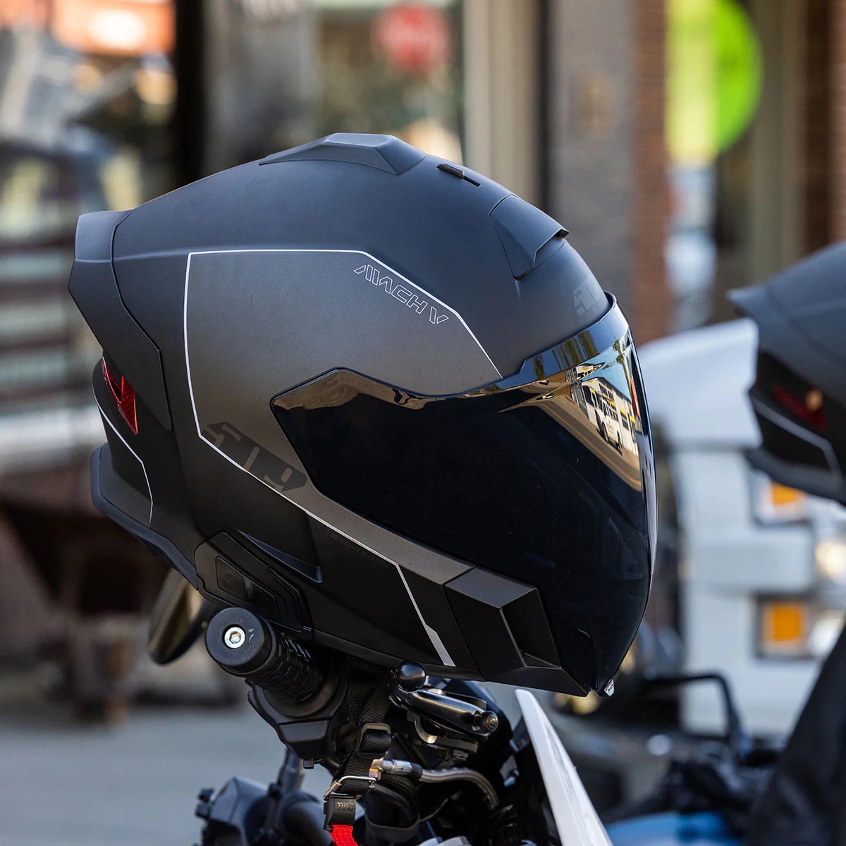 Lid Love: Cardo Systems Embeds their Tech in the "Mach V Commander ...