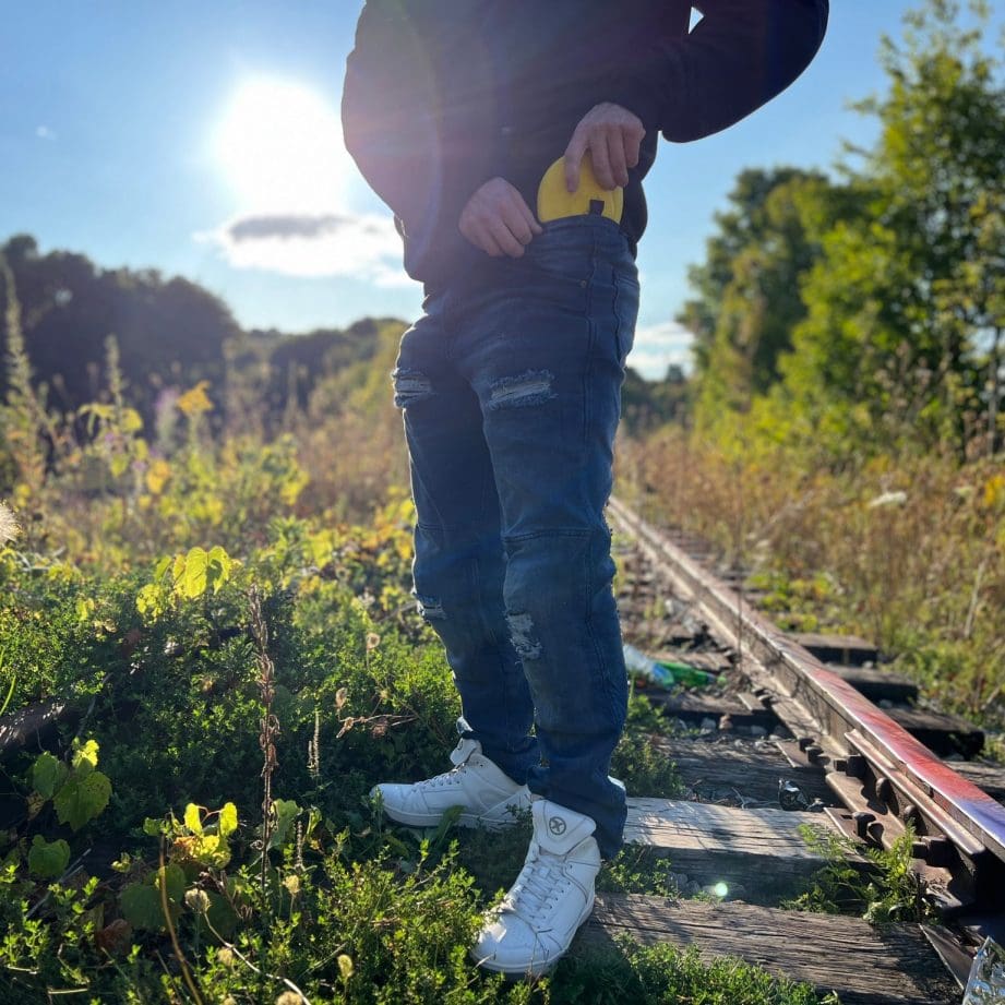 RAVEN Moto REVOLT Ripped Armored Jeans