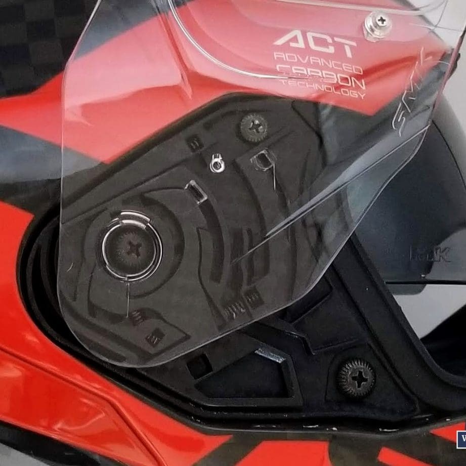 SMK Titan Carbon Helmet Hands-On Review
