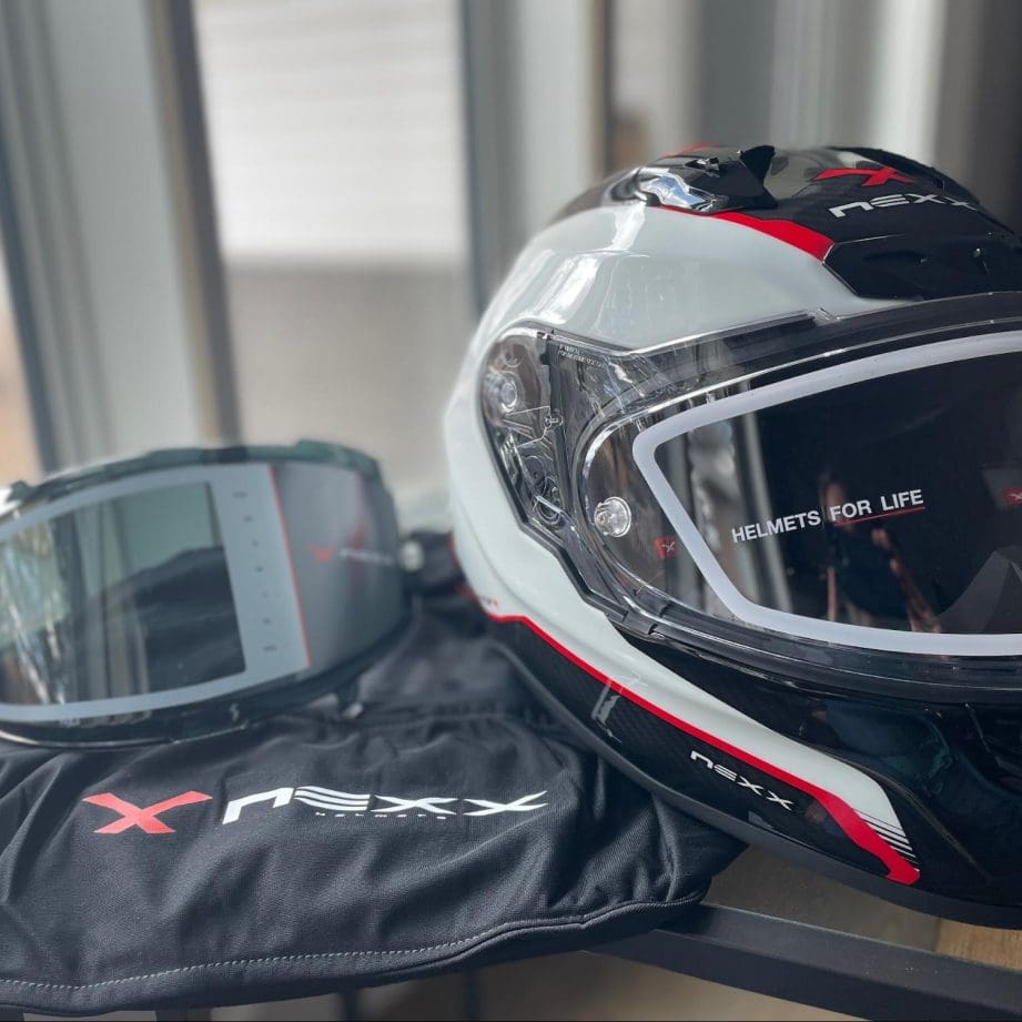 Nexx X.R3R X-PRO CARBON Full Face Helmet Review