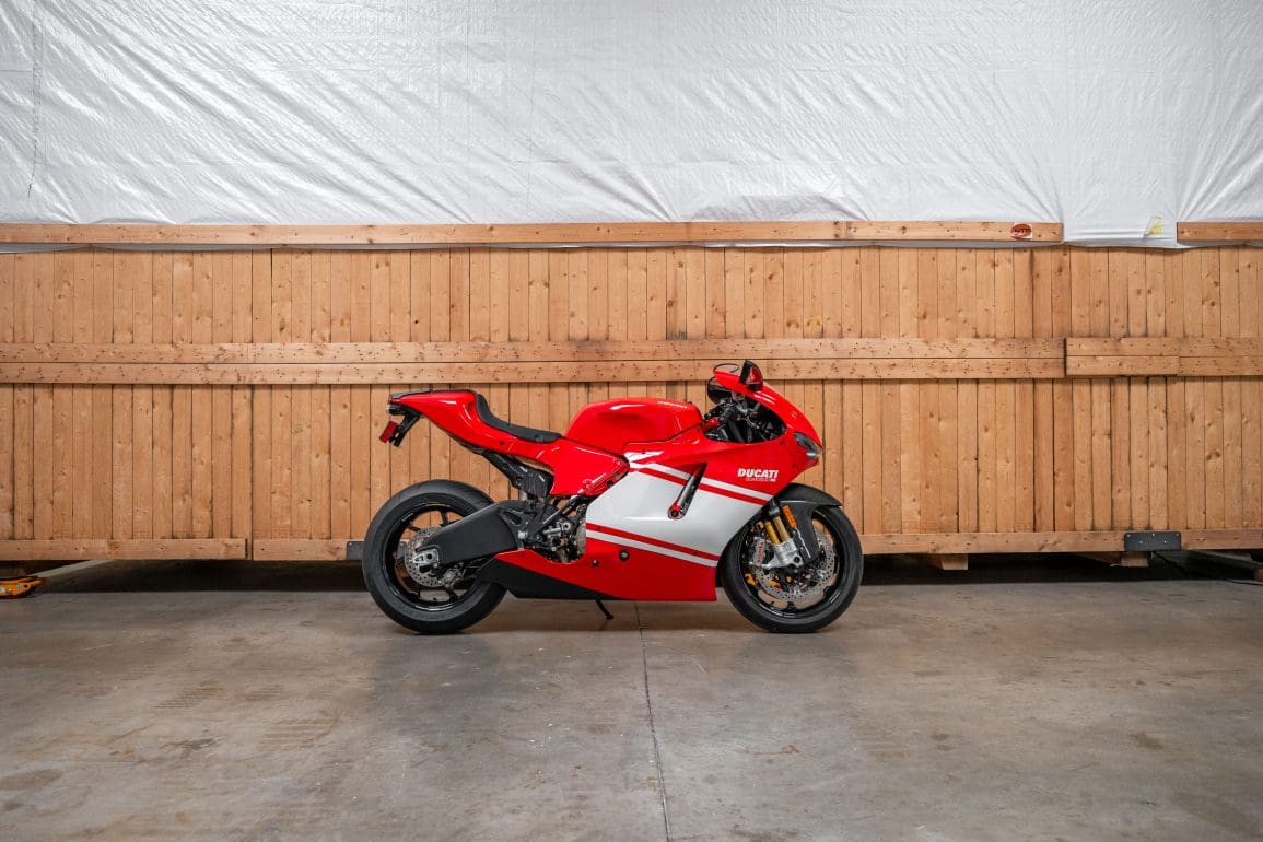 Bike Of The Day: 2008 Ducati Desmosedici D16RR - webBikeWorld