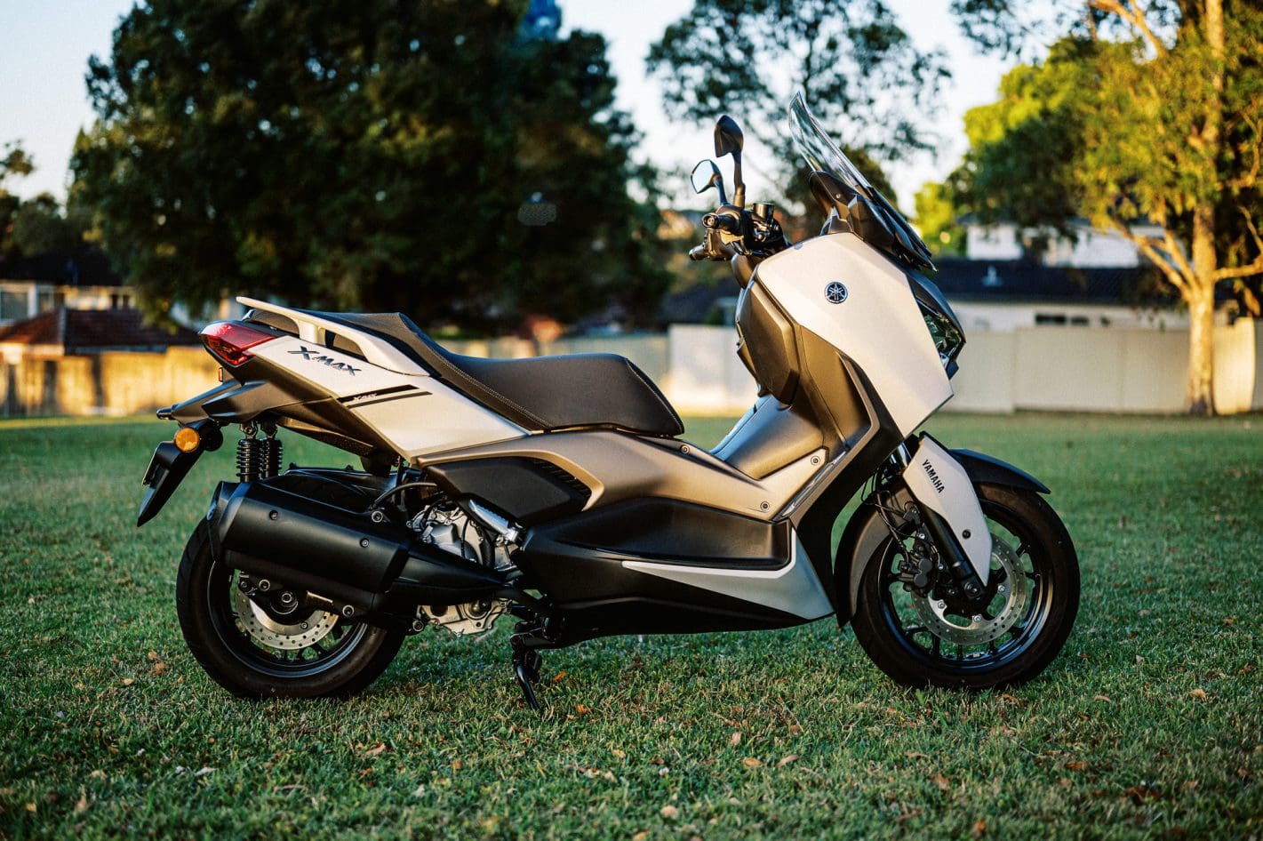2023 Yamaha XMAX 300 Trip Evaluation - BestMotoSport