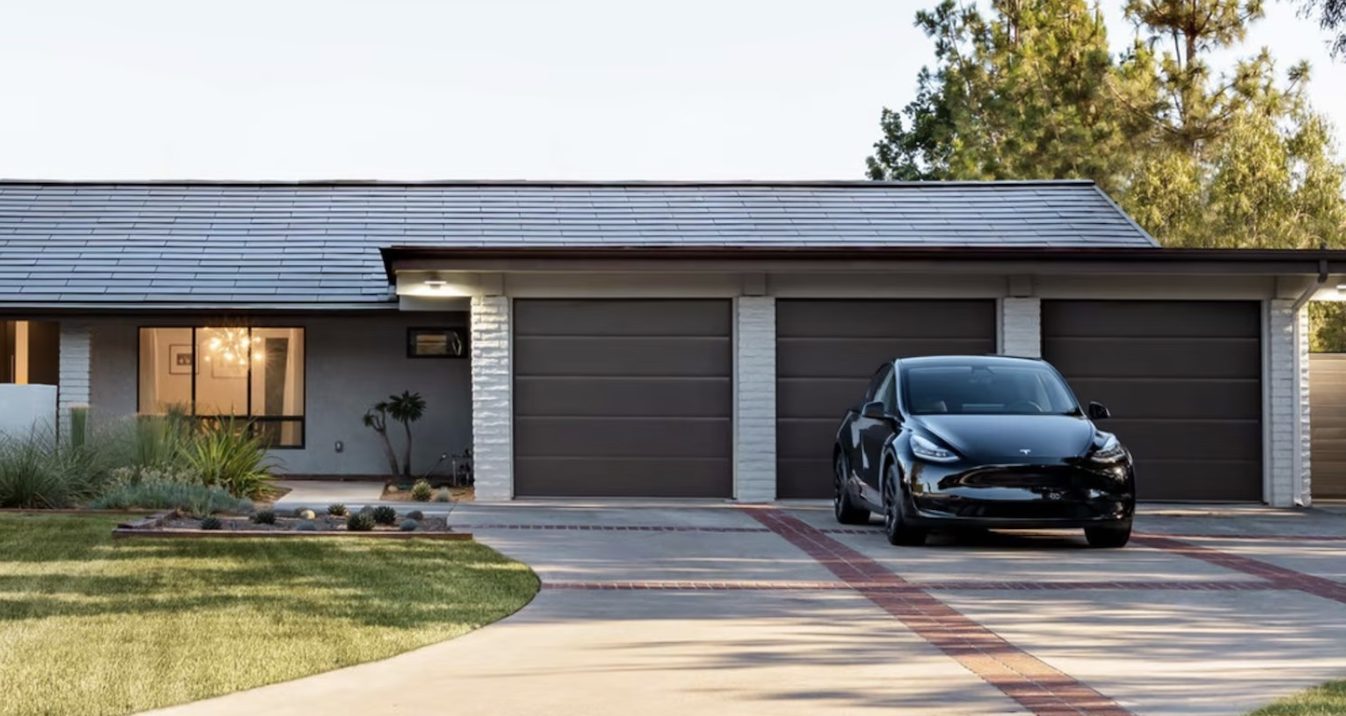 Tesla Troubles: NHTSA Finds Defective "Autosteer" in Over 2 Million ...