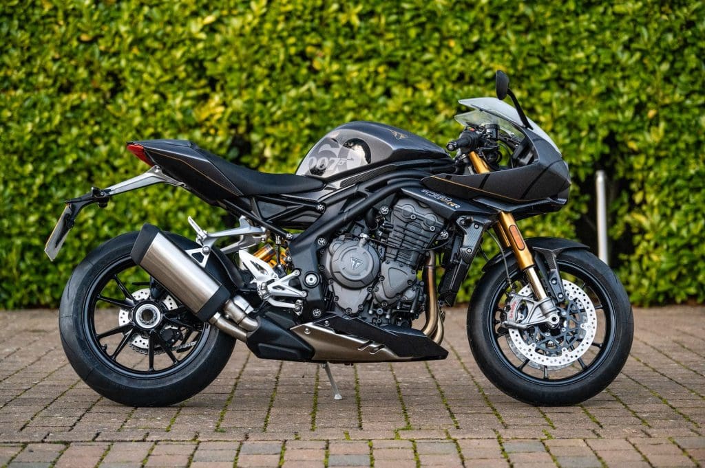 Bike Of The Day: 2023 Triumph Speed Triple RR - Bond Edition - webBikeWorld