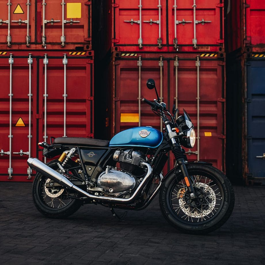 The Best Retro Motorcycles [2024 Edition] - webBikeWorld