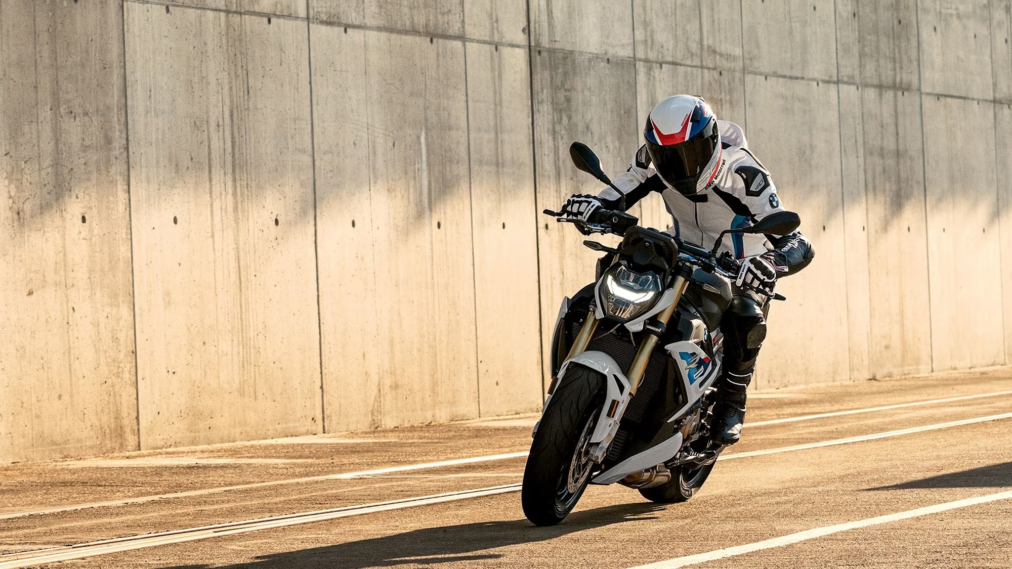 BMW Motorrad Logs Best Sales Ever - webBikeWorld