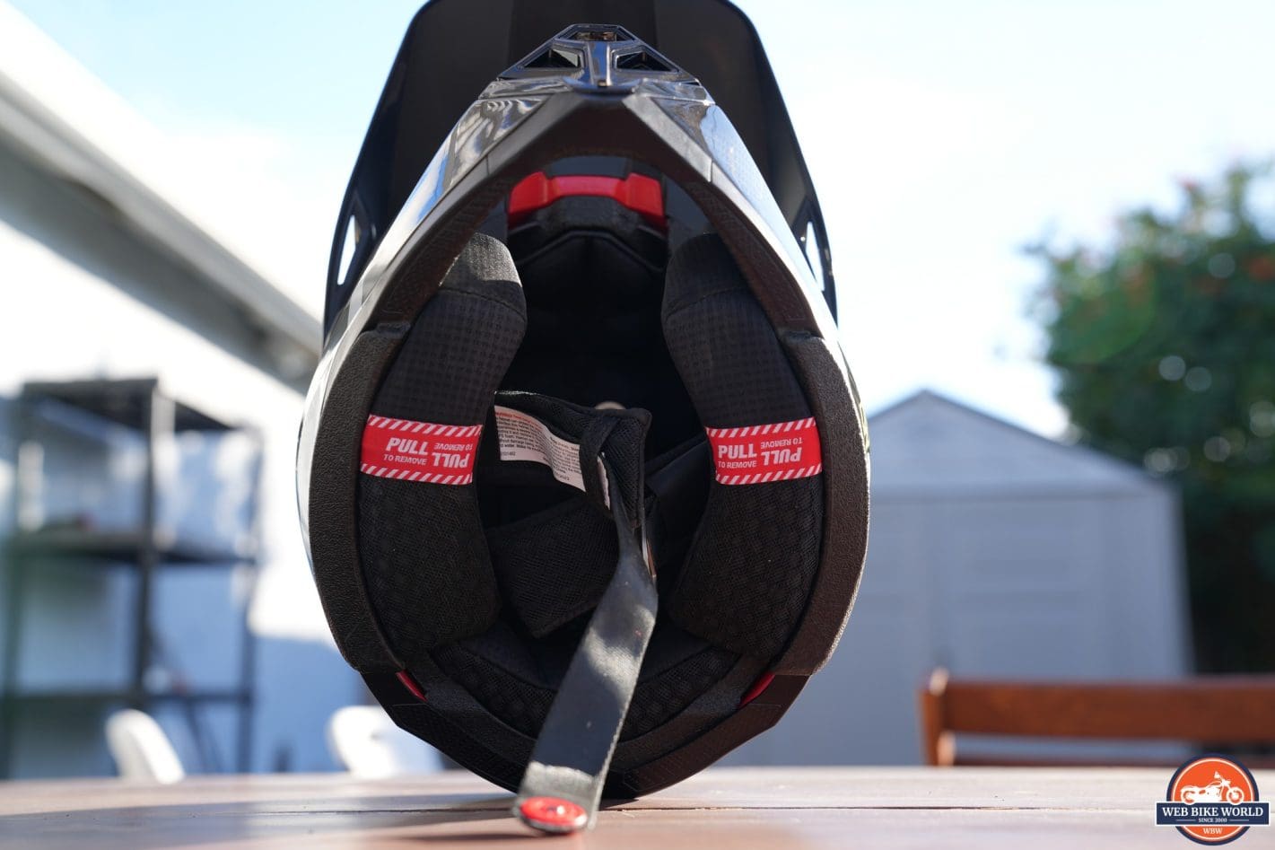 Bell Moto-10 Spherical Helmet Arms-On Assessment - BestMotoSport