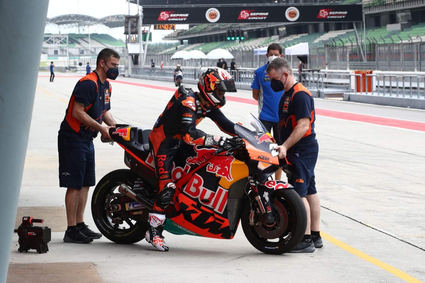 Career Advice: How To Become a Motorcycle Mechanic - webBikeWorld