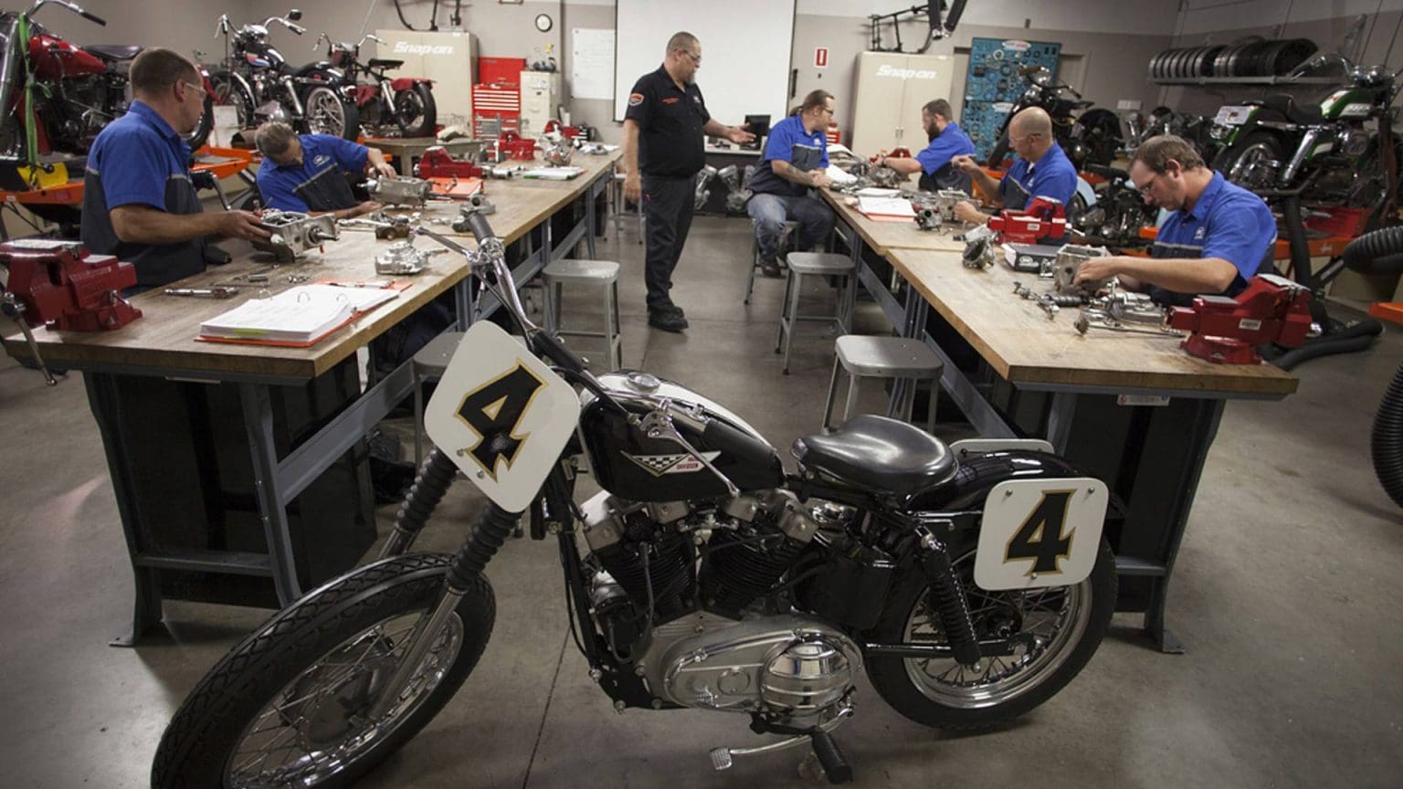 Career Advice: How To Become a Motorcycle Mechanic - webBikeWorld