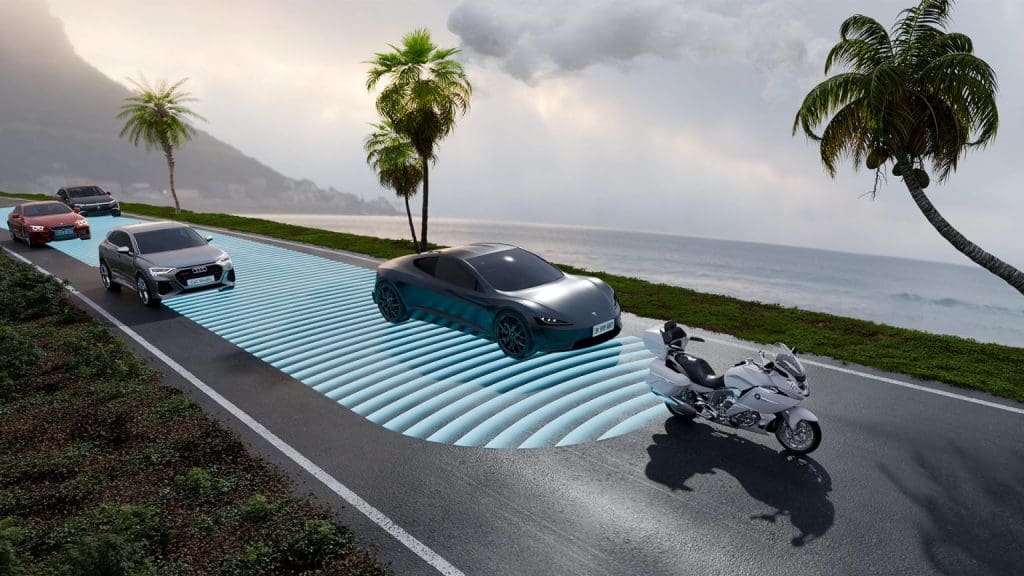 Arms-On Overview: INNOVV ThirdEYE Blind Spot Detection System ...