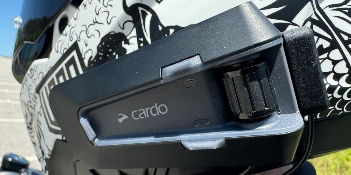Hands On Review: Cardo Packtalk Neo In-Helmet Bluetooth Communicator ...