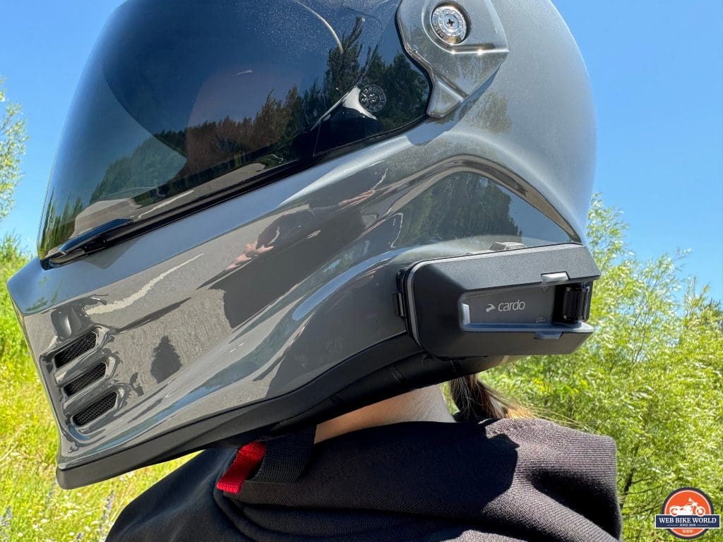 Hands On Review: Cardo Packtalk Neo In-Helmet Bluetooth Communicator ...