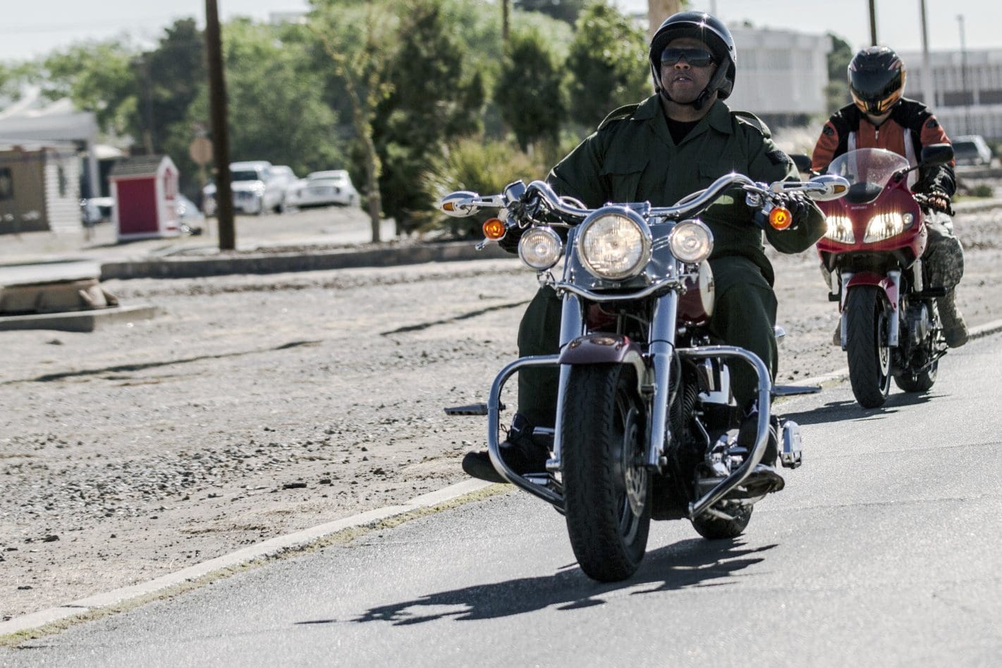 8 Smart Habits of Experienced Motorcycle Riders - webBikeWorld