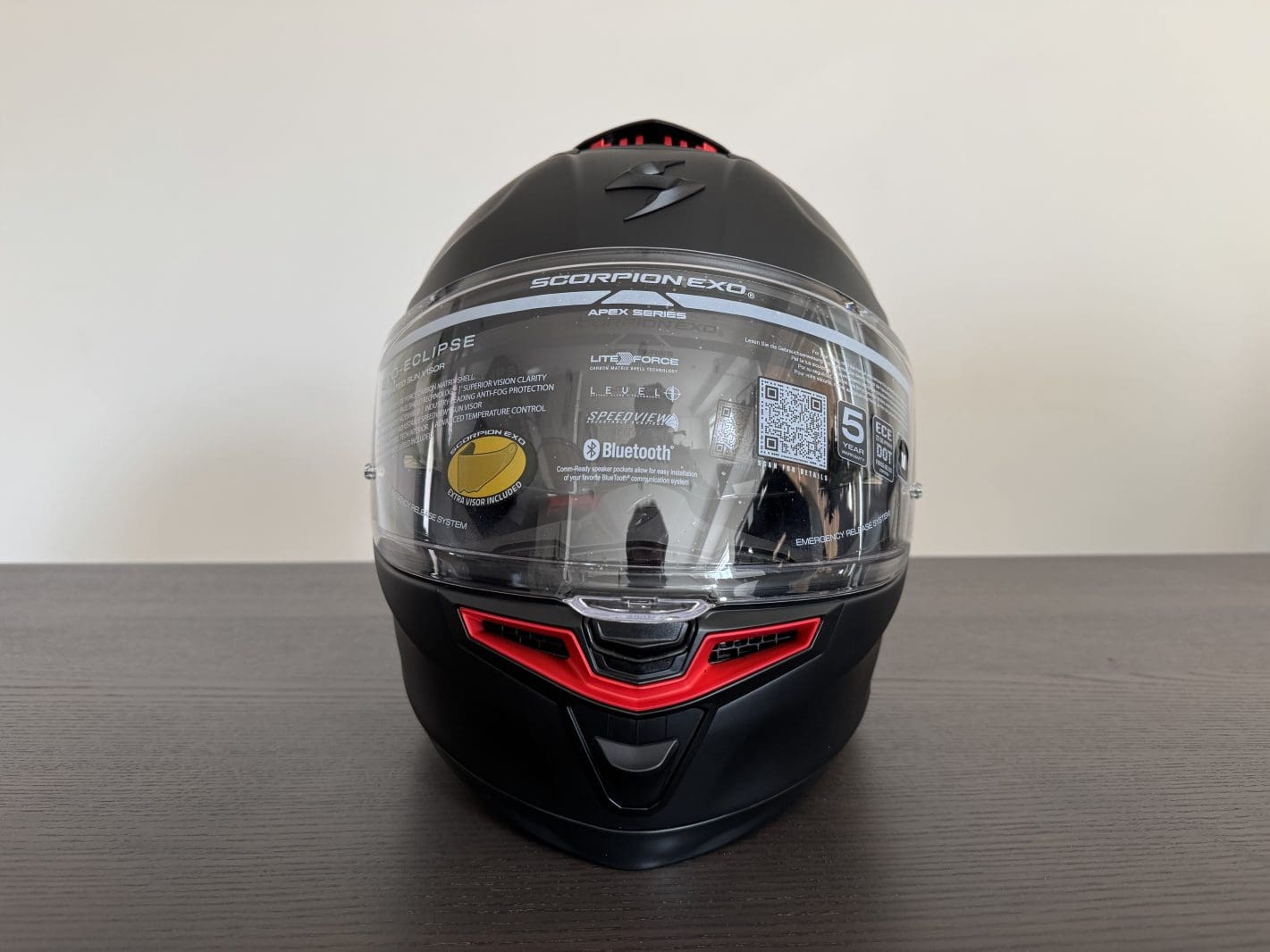 Scorpion EXO-Eclipse Solid Helmet Review