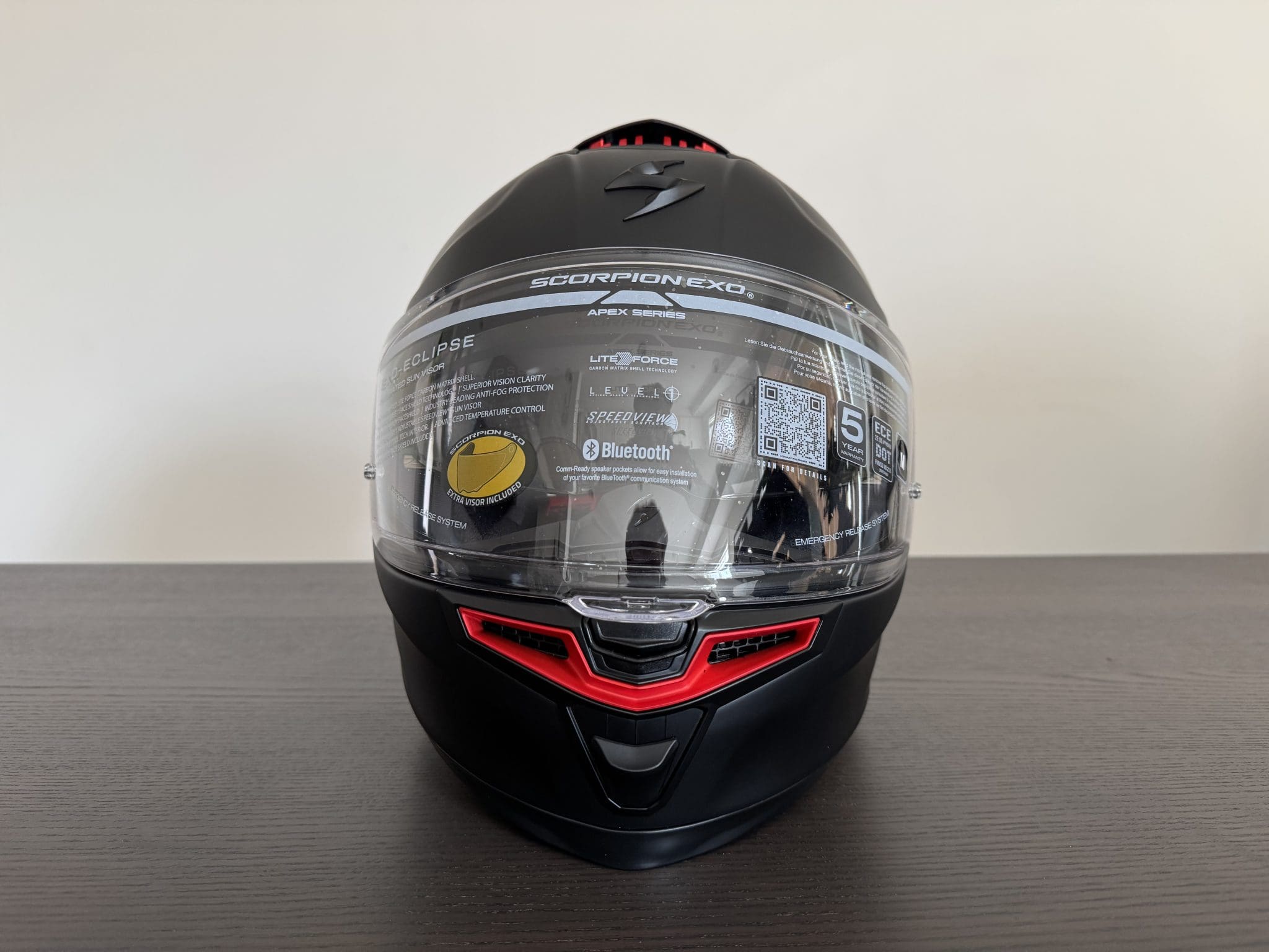 Scorpion EXO-Eclipse Solid Helmet Review